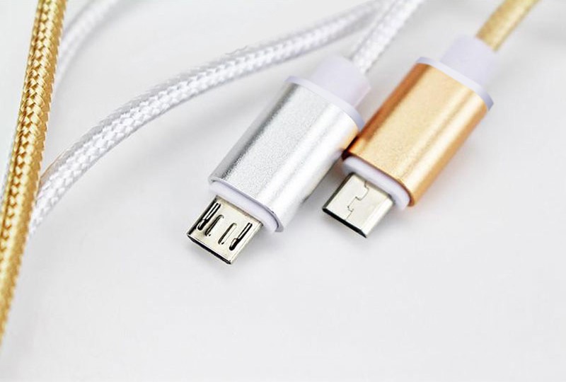 Laddkabel Micro-USB 3 meter i nylon - Newplay